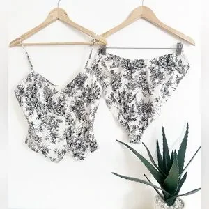 Victoria's Secret | Intimates & Sleepwear | Rare Victorias Secret Gold ...